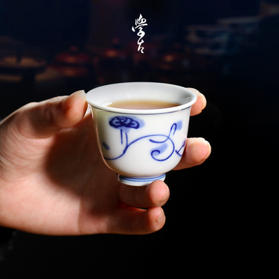 手绘青花薄胎小容量功夫茶杯品茗