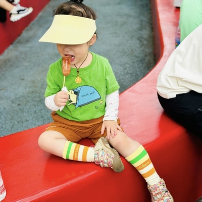 小狗帐篷透气轻薄圆领短袖T恤