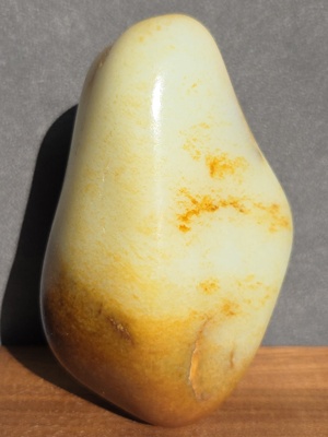 新疆的猫G122402 637.8克，高端特细聚红聚白黄白玩籽