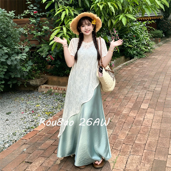 2026夏季新款微胖大码女装气质吊带连衣裙+不规则蕾丝衫时尚套装