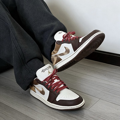 耐克/Nike Air Jordan 1 马年限定CNY新年款篮球鞋 IQ5321-121