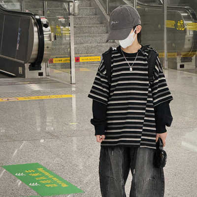 奶油布丁男童秋季条纹卫衣