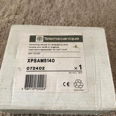 施耐德安全继电器 XPSAM5140全新原装拍前请询价