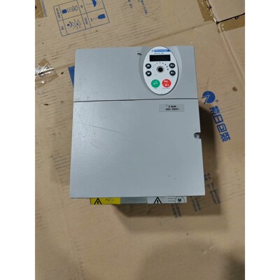 施耐德变频器5.5KW,ATV302HU55N4,原装,咨询维修咨询维修