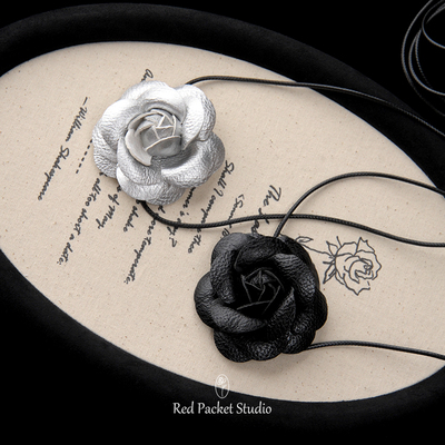 红口袋法式复古银色皮革山茶花绑带项链PU颈链甜酷辣妹choker项圈