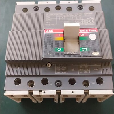 （议价）ABB塑壳断路器 SACE T3N 250