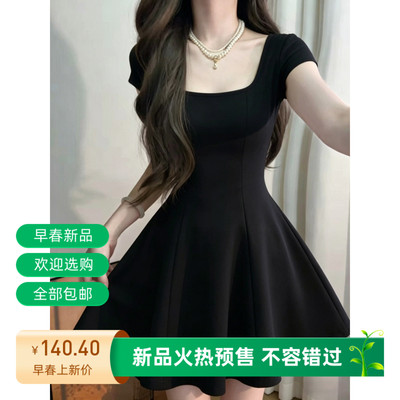 黑色连衣裙短款女夏日绝美小黑裙2026新款初夏季a字赫本风短裙子