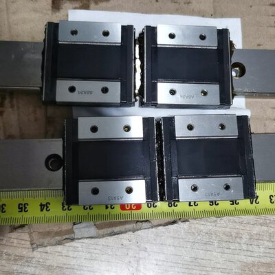 THK RSR12WZM 滑块 安装孔28×15组合高度1( 议价）