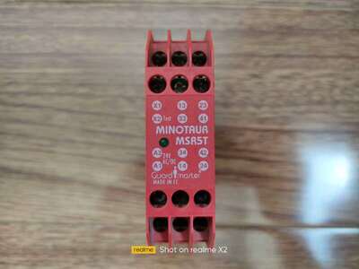 AB的安全继电器型号MINOTAUR.MSR5T拆机的模