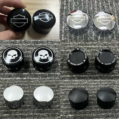 适用哈雷883公路x48肥仔戴娜继承者路王双灯滑翔改装前轴盖装饰盖