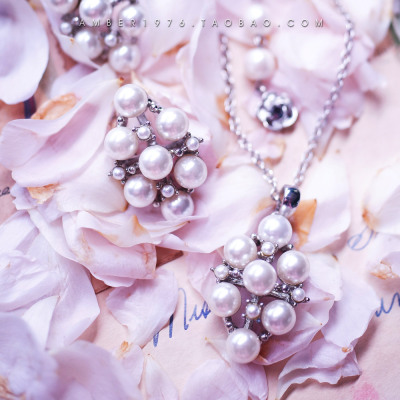 小香风珍珠镶嵌镀金耳钉长项链