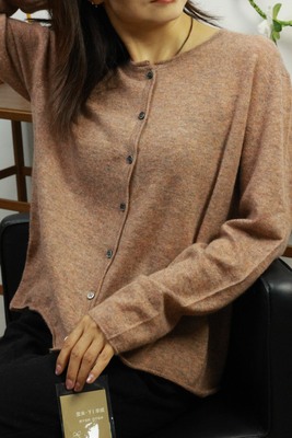 【LU】 25年康赛妮新白厂丝羊绒纱线   卷边领羊绒开衫/柔软/百搭