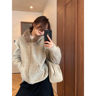 【孤品清仓】一勺甜 hers加绒加厚条纹毛毛连帽卫衣女92633#