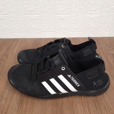 阿迪达斯男女夏季透气户外涉水鞋