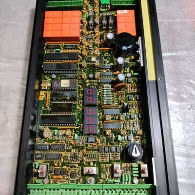 alfa lavaf 分油机EPC400，二手功能正常。有意