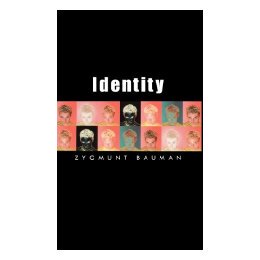 【预售】Identity: Conversations With Benedetto Vecchi