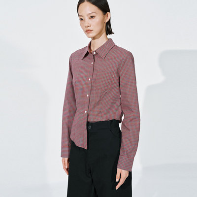 UR国内2025冬季女休闲撞色红格纹棉质短款开襟衬衫UYY260002
