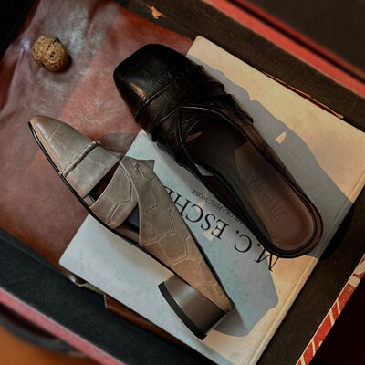 镂空粗跟真皮包头半拖女大码夏季