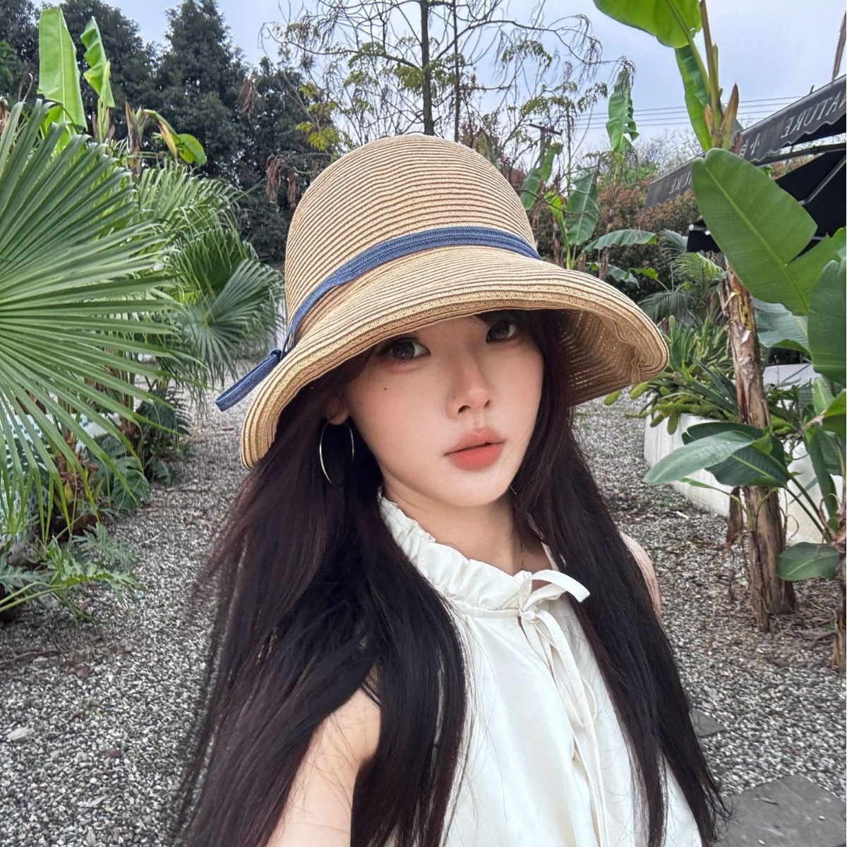 卷边草帽赫本风日式韩版时尚折叠遮阳防晒大沿渔夫帽夏季出游盆帽