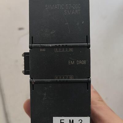 西门子S7200SMART数字量输出模块EMDR08议价