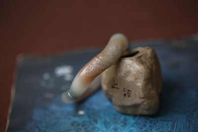 【卧听潇湘竹】天然紫绿玛瑙雕刻“竹子”随型手镯一枚56.8MM