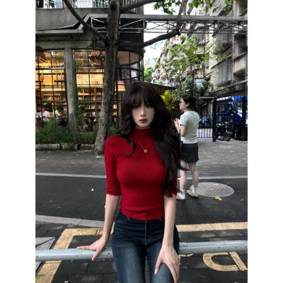 AWMU极简知性半高领打