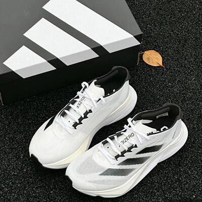 adidas防滑耐磨跑步鞋