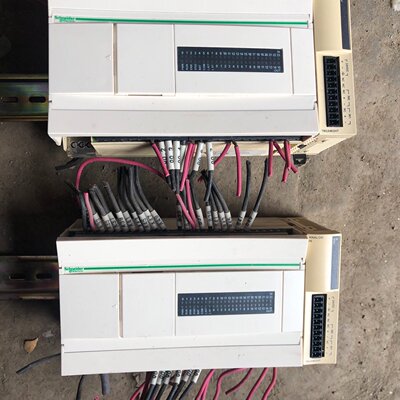 施耐德 PLC TWDLCAE40DRF-可换可修