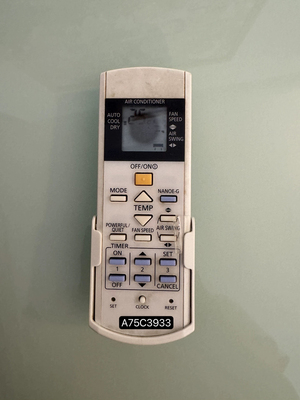 适用香港Panasonic松下空调遥控器CS-V18RWA 3933 4603 A75C3297
