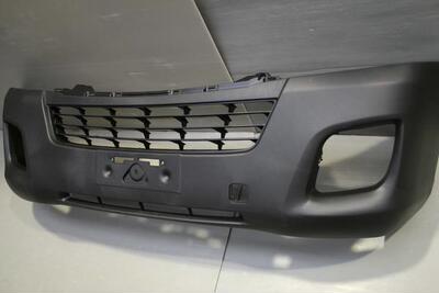 适用于NISSAN日产URVAN尼桑E26NV350原装款前保险杠