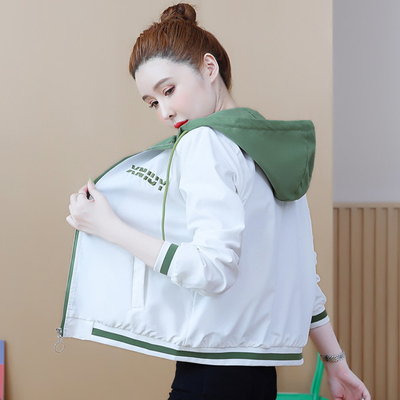 实拍短款外套连帽洋气