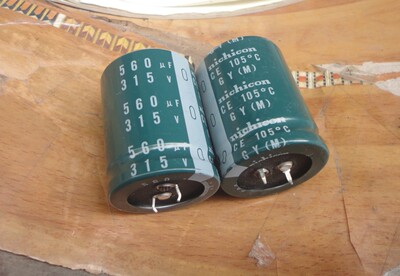 原装 日本 尼吉康 315V560UF GY 可代350V560UF 35X45 105度