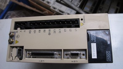 伺服驱动器SGDS-10A01AR安川
