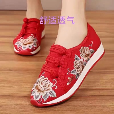 老北京绣花女布鞋软底舒适百搭