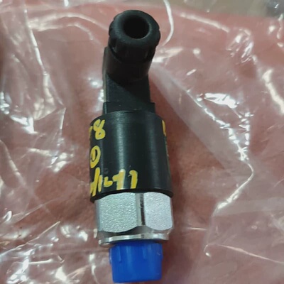 寻FOXF4S1M2压力开关存放在灰3箱