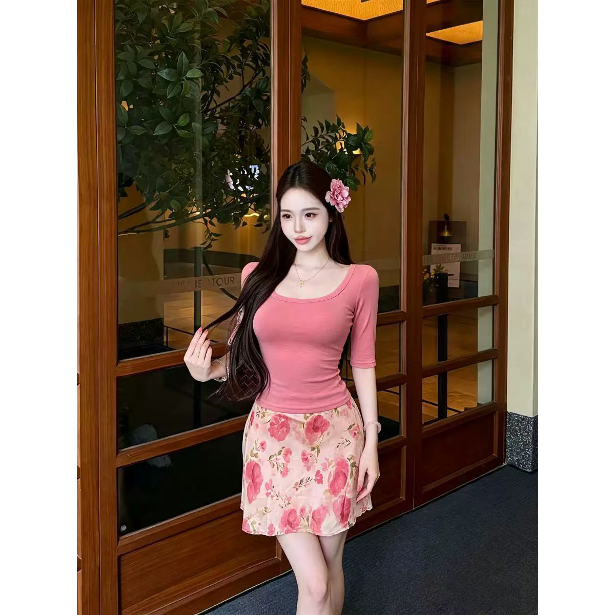 夏季韩式纯欲风修身显瘦U型领中袖T恤上衣高腰花朵印花半身裙套装