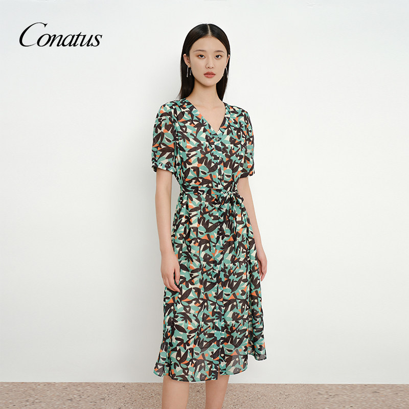 CONATUS/珂尼蒂思碎花连衣裙年新款轻奢百搭休闲设计感长裙
