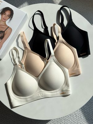LA无痕文胸2025新款细肩带内衣女聚拢防下垂收副乳无钢圈