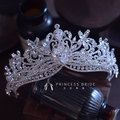 王妃新款轻奢华丽欧式公主皇冠新娘婚礼创意拆分立体婚纱头饰