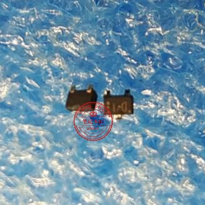 SSM3K15AMFV 丝印 DI D1 SOT-723   新的  一个起拍