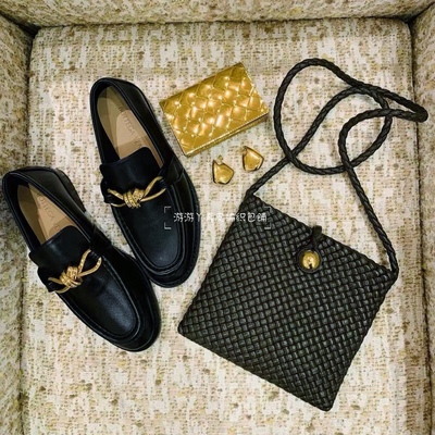 时髦贵气Tosca手机包真皮双面包