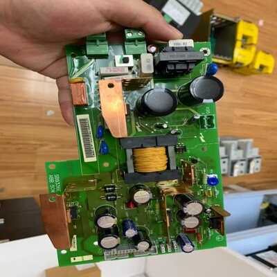 议价SB9336E 50W0093板卡模块！成色99新需