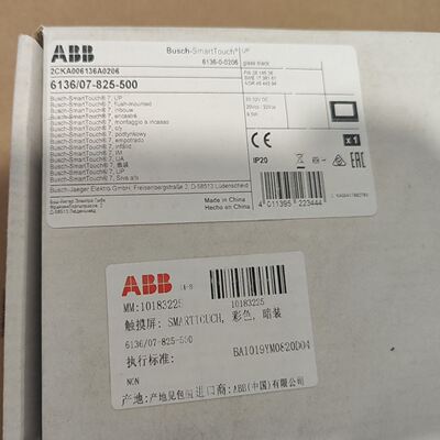 全新ABB SmartTouch 7寸触摸屏，型号6136/