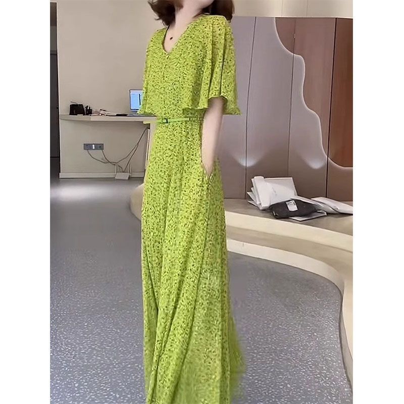 爆款女神范洋气减龄时髦长款清新碎花遮肉收腰假两件优雅连衣裙