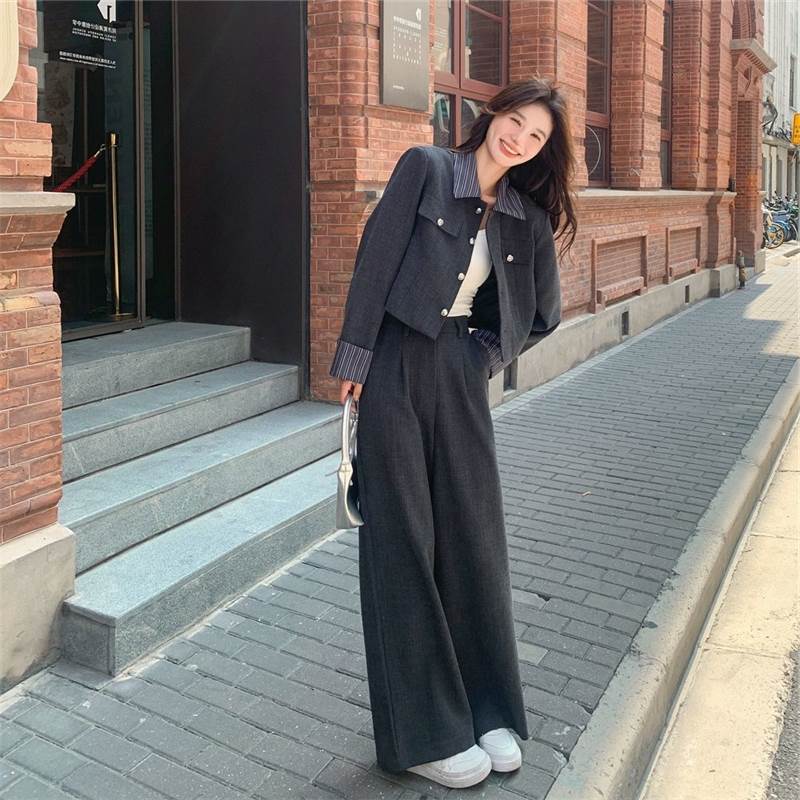 韩系灰色西装套装女流行盐系又a又飒ootd西服两件套穿搭爆款春秋