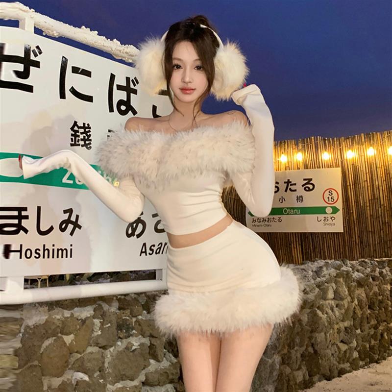 纯欲性感气质一字肩毛毛拼接抹胸长袖上衣+高腰包臀裙圣诞风套装