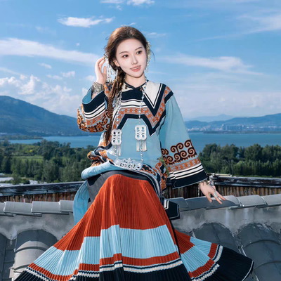 新款彝族舞蹈演出服女盛装礼赞民族服装成人火把节大摆裙舞蹈服