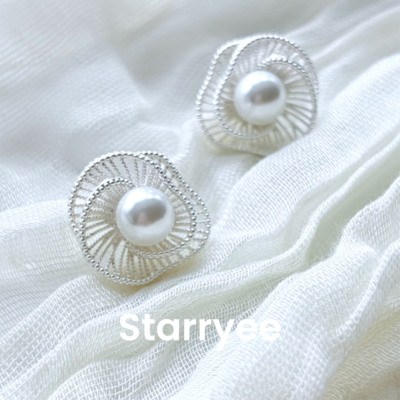 Starryee法式镂空珍珠花苞耳饰女