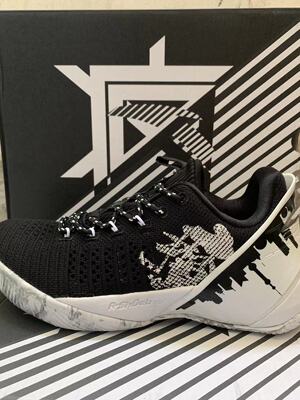 汤普森低帮网面透气实战防滑耐磨