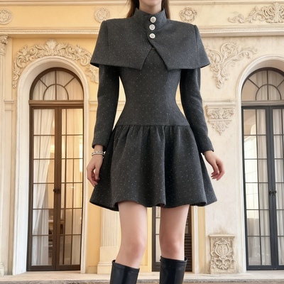 配披肩复古优雅方领修身连衣裙秋冬波点烫钻长袖荷叶边套装短裙子